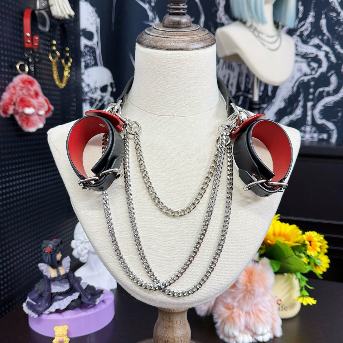 Double Layered Chains Leather Choker with Cuff Set